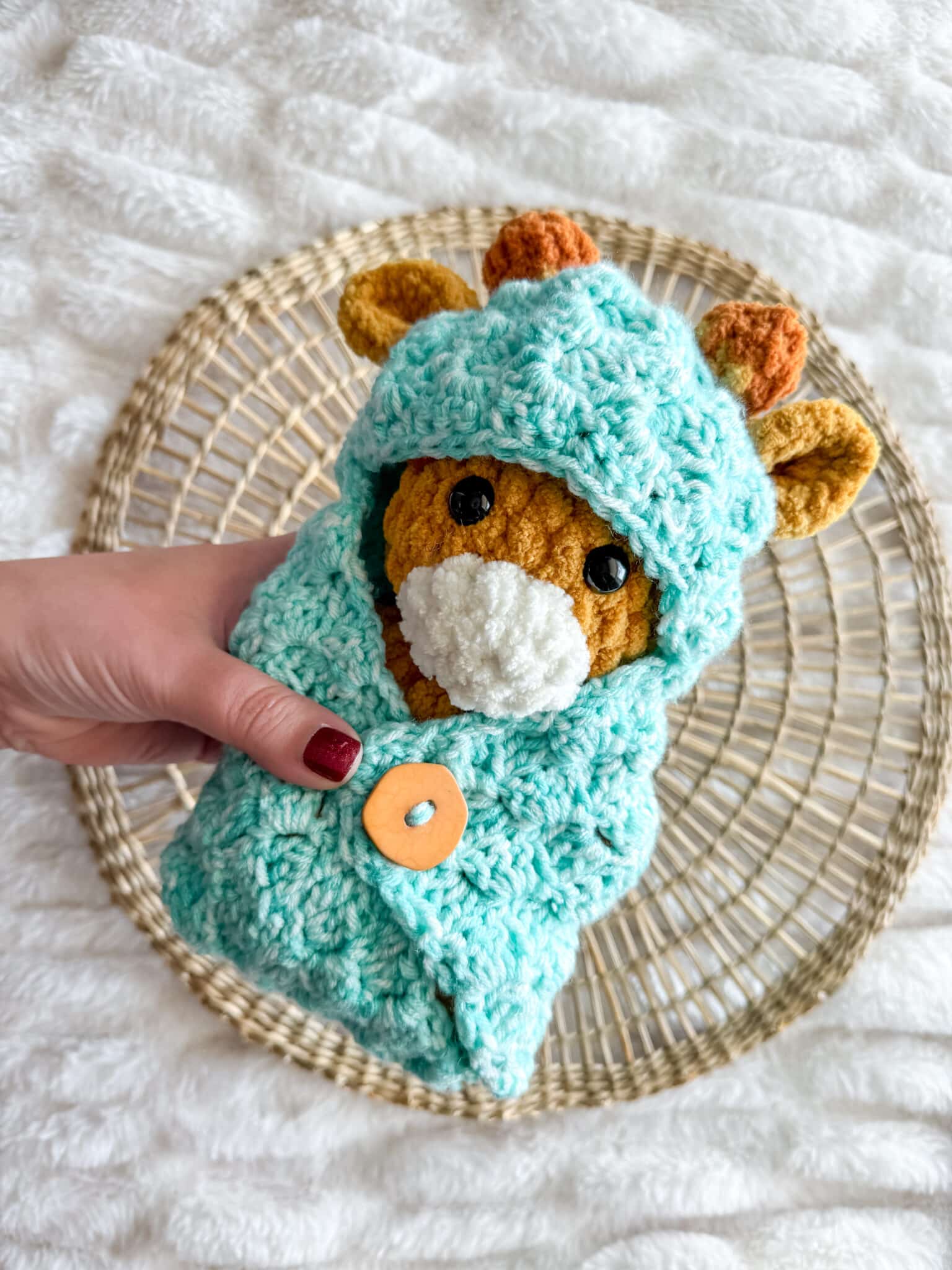 Amigurumi Swaddle Blanket: Step By Step Video Tutorial and Pictures